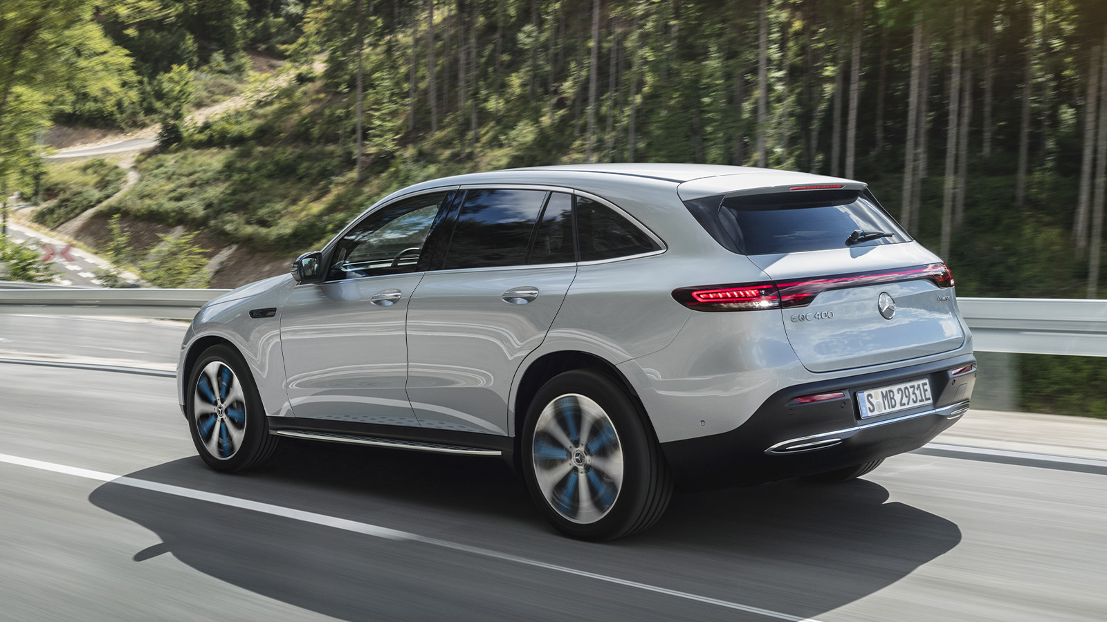 Comparativa BMW iX3 2021 vs Mercedes EQC | Carwow