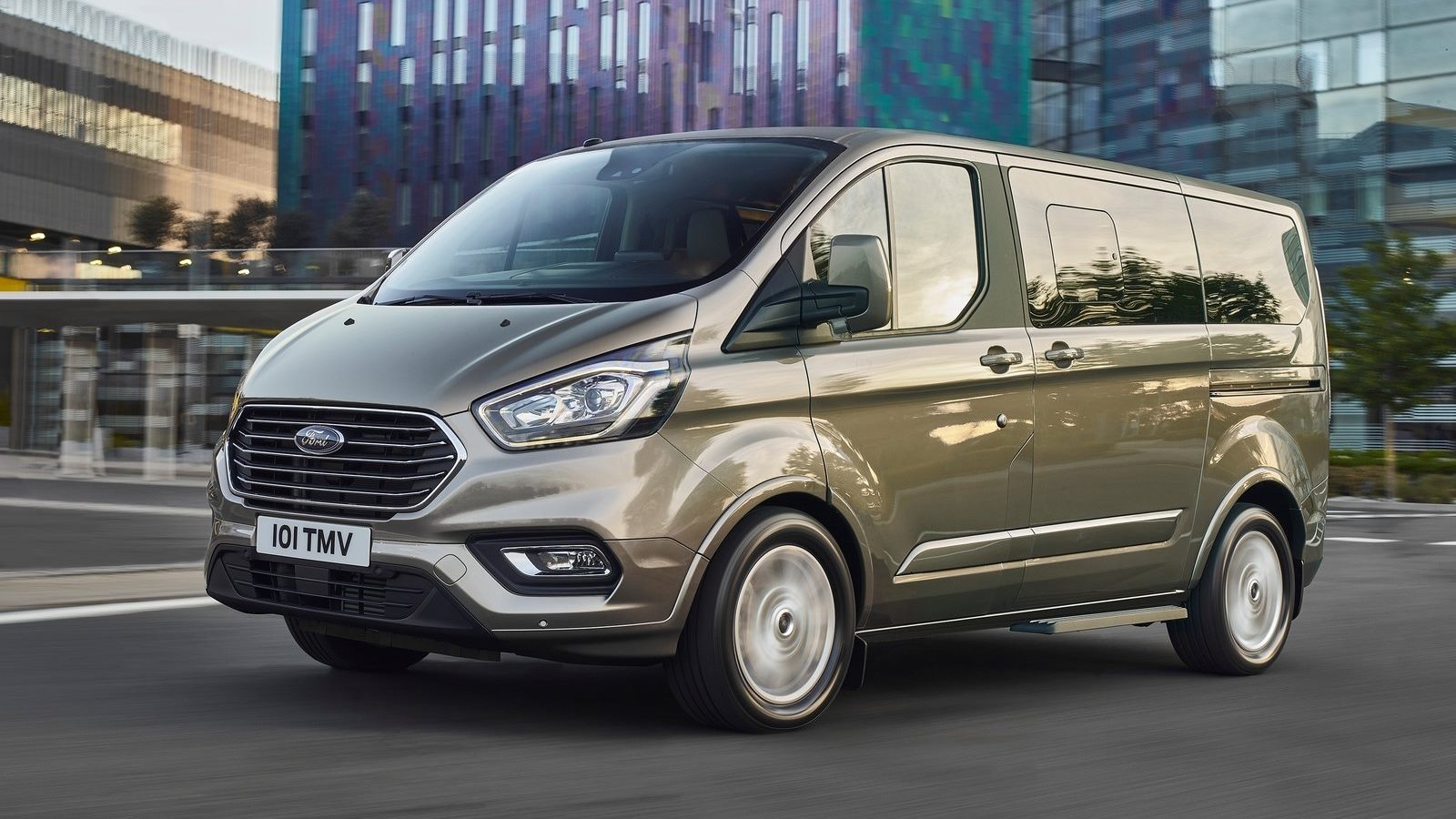 Ford Transit Custom Combi | Precios y Opinión | carwow