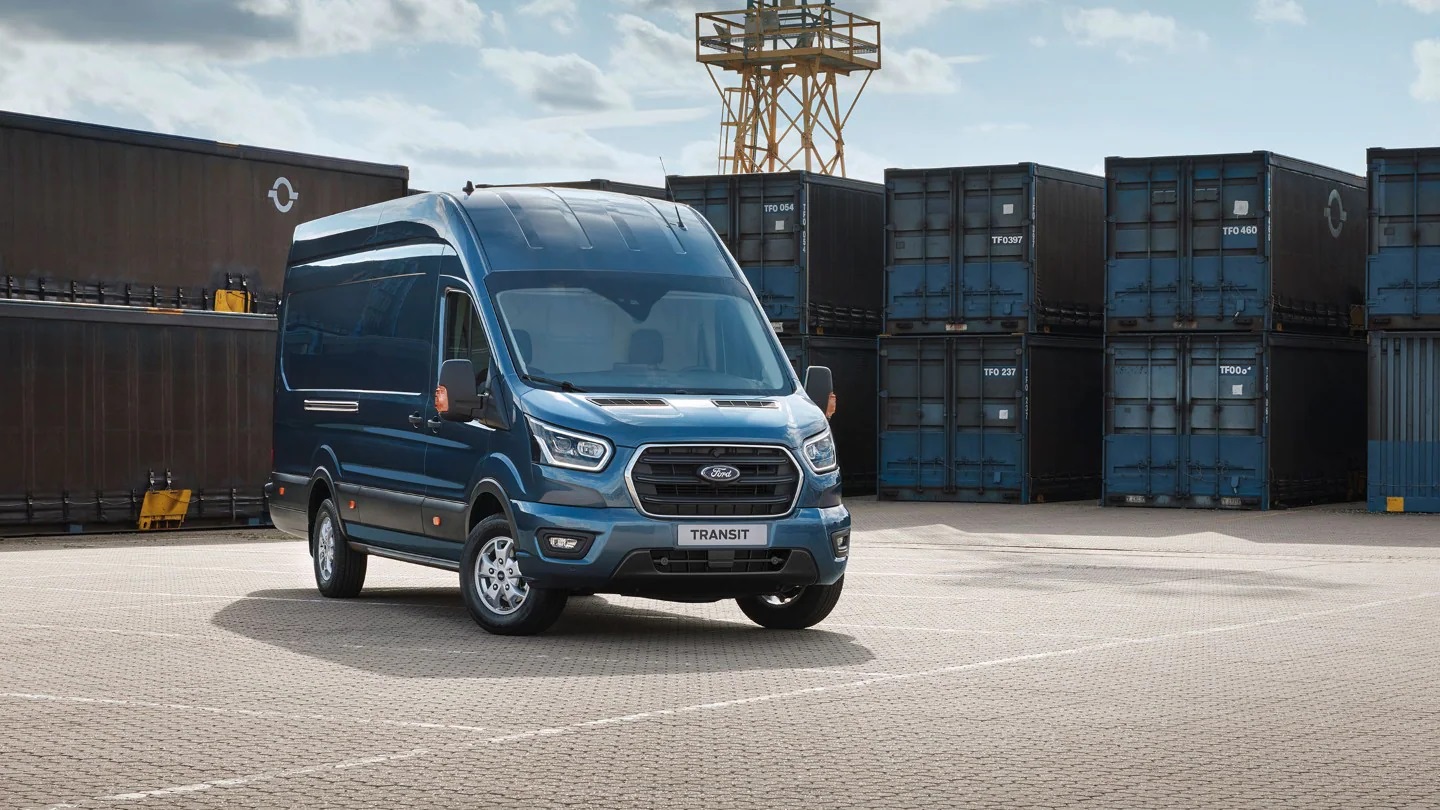 Ford Transit Furgón | Precio y Opinión | carwow