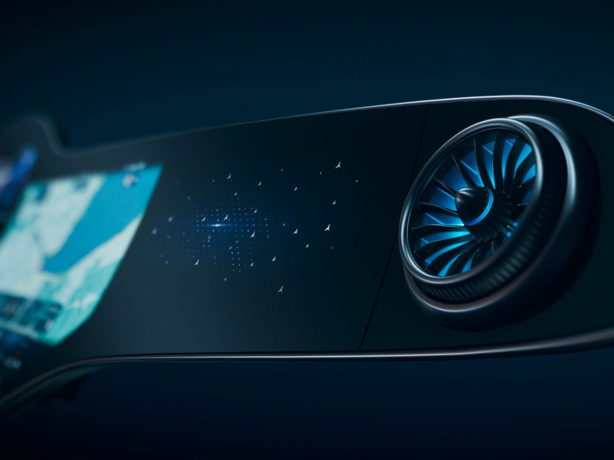 Así es la nueva pantalla gigante Hyperscreen de Mercedes-Benz | Carwow