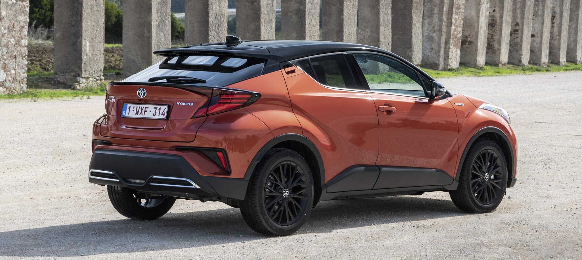 Comparativa: Toyota C-HR vs Toyota RAV4 | Diferencias, precios y ...